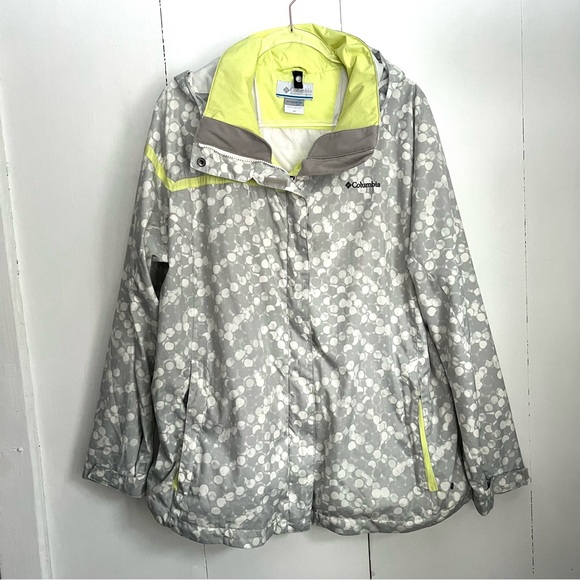 Columbia | Jackets & Coats | Columbia Gray Circle Pattern Interchange ...
